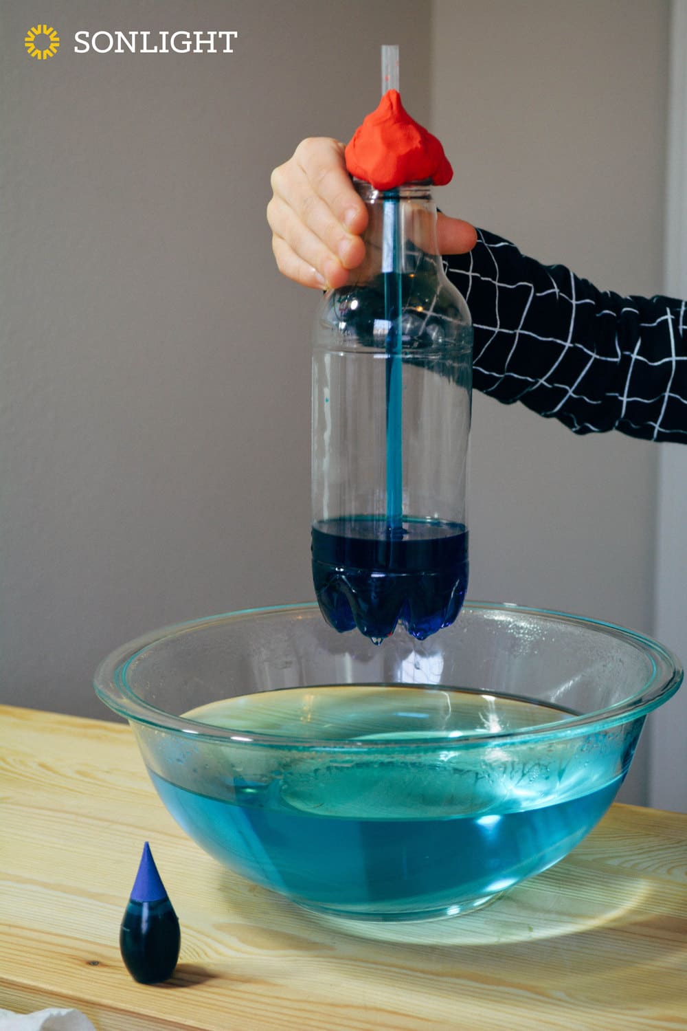 How to Build and Use a Simple Thermometer: Easy Science Experiment with ...